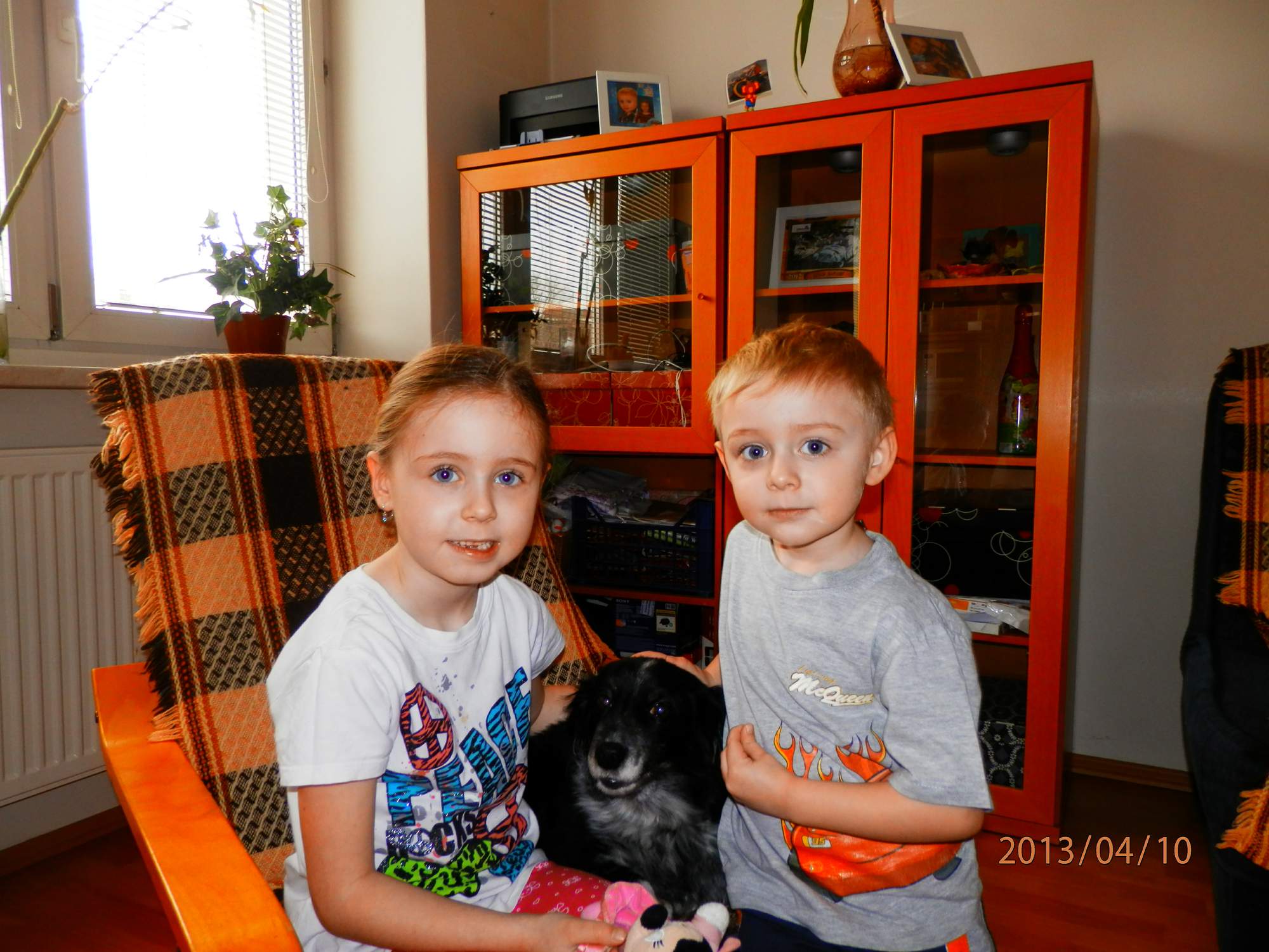 Nikolka a první jízda na koni - 05/2013 – mmmn – album on Rajče